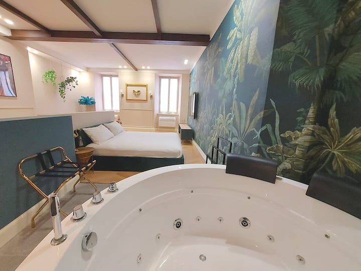 Exotic Suite With Jacuzzi - Bergame