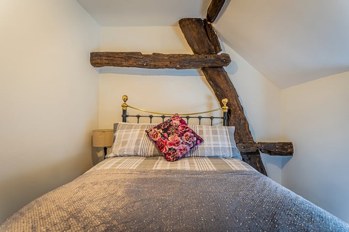 Carol's Cottage - Leek