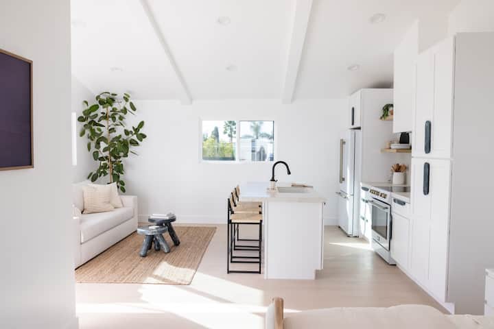 New Surf Break Coastal Cabana - Encinitas, CA