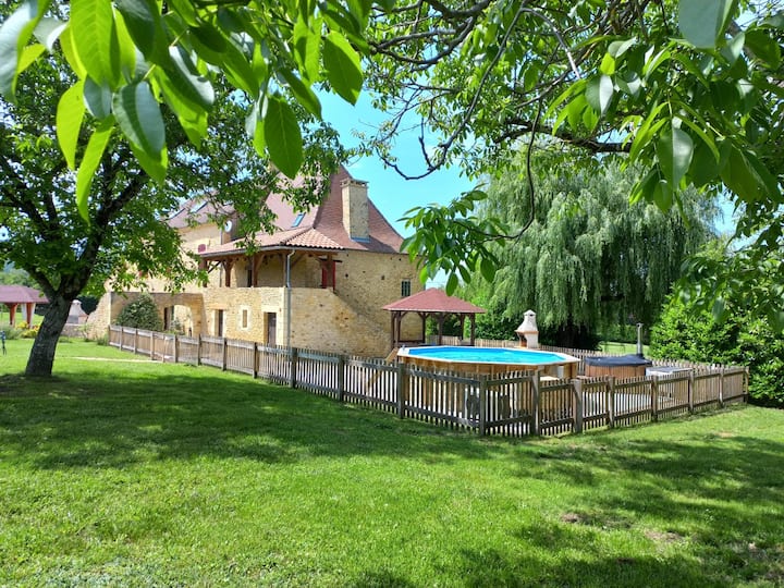 Gîte La Périgourdine - Domaine Benester - Le Buisson-de-Cadouin