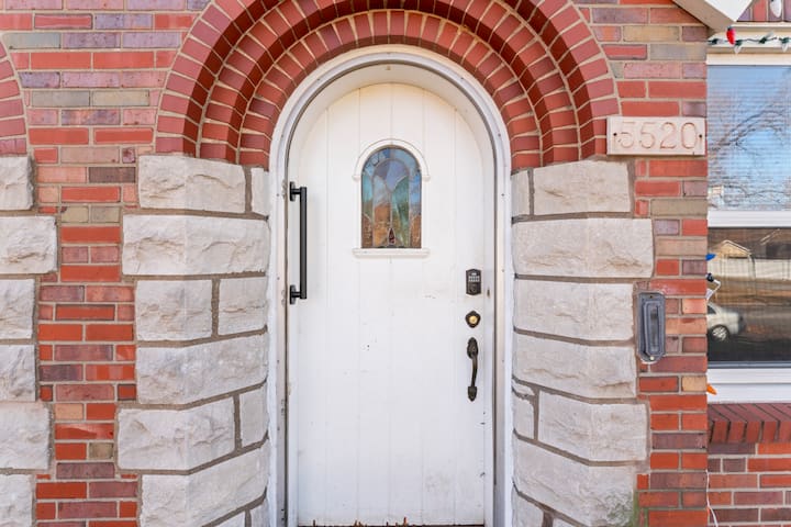Charming Southhampton Retreat - United States