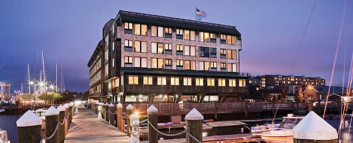 Inn On Long Wharf 1 Bedroom - Jamestown, RI