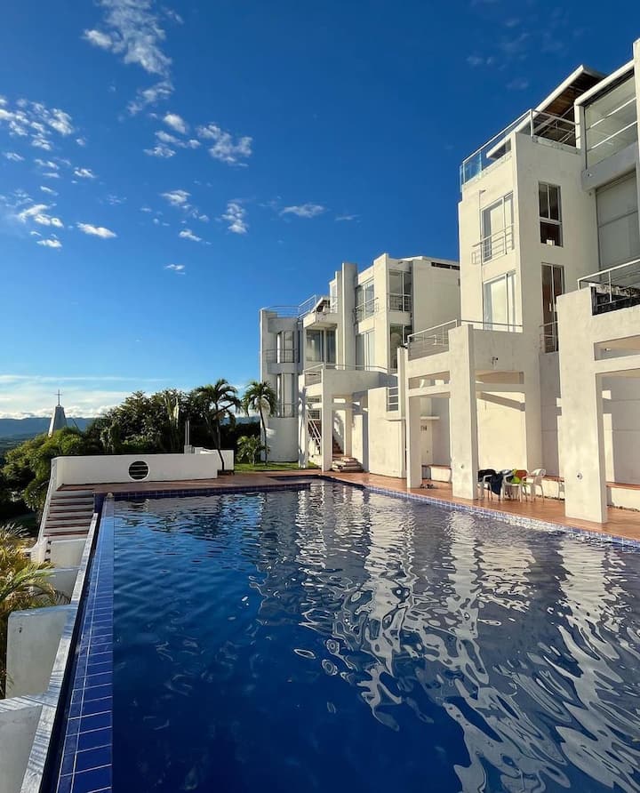 Espectacular Casa San Marcos - Girardot