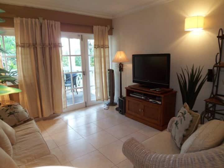 Orange Hill Rockley Condo On A Golf Course - Barbados