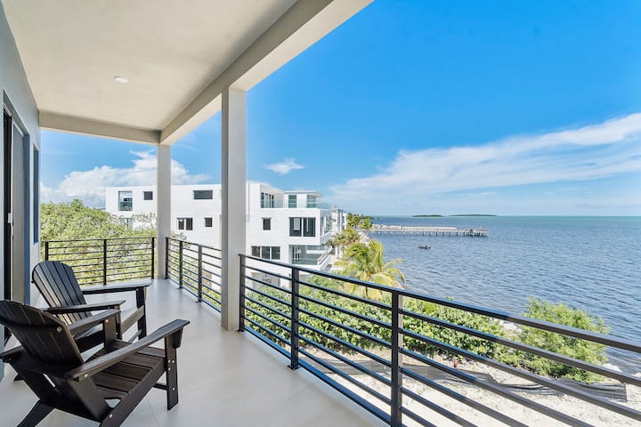 Waterfront 3br Oasis: Pool, Hot Tub & Kayaks - Key Largo