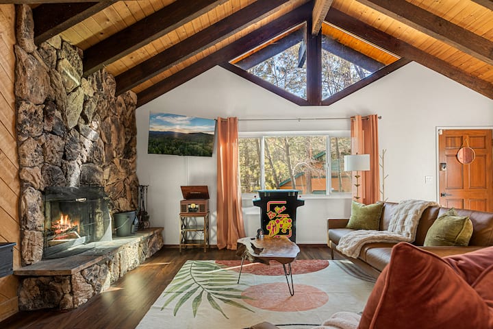 Walk 2 Summit+hot Tub+shuffle Board+pacman+ev - Big Bear, CA