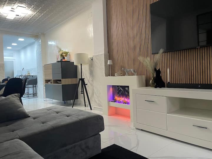 Stilvolles Und Renoviertes Haus - Sueca