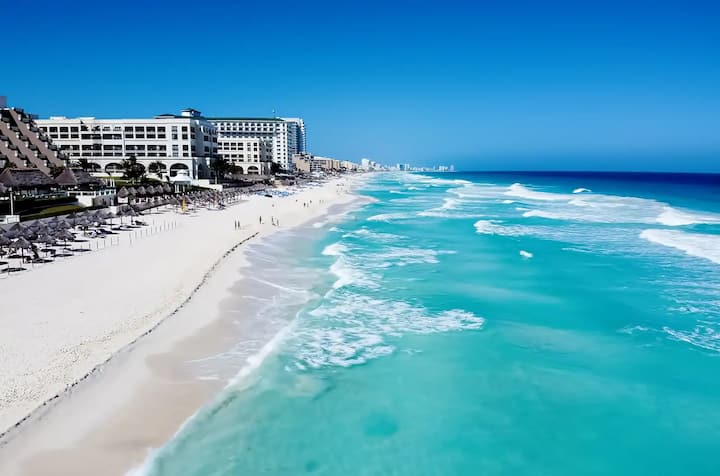Top Location At The Hotel Zone - Cancún