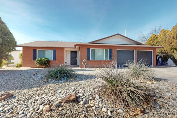 Charming North East Heights Home - Albuquerque