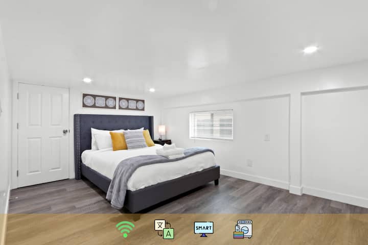 The Metro Loft Oasis - South Gate, CA