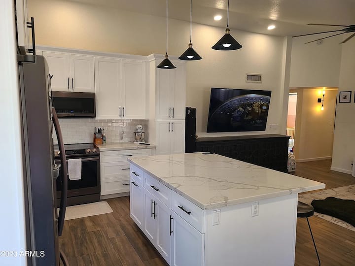 Quiet Intel 2b2b House W/ Garage, Backyard - Chandler, AZ