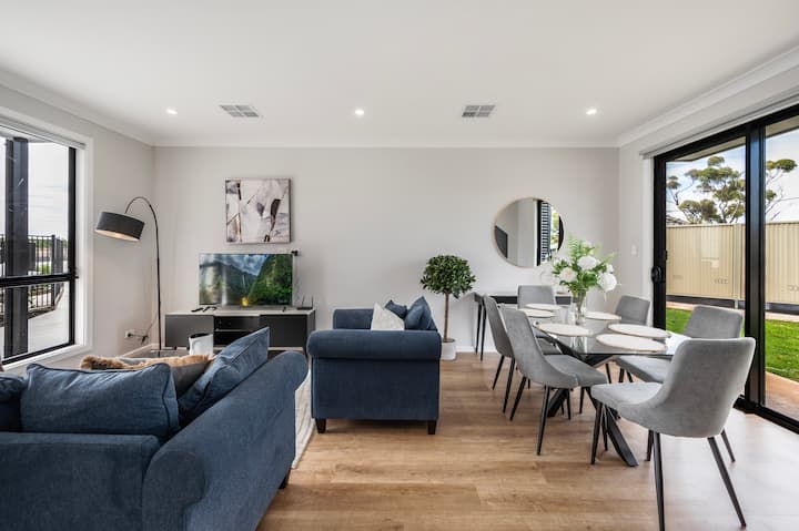 Chardonnay Villa - McLaren Vale