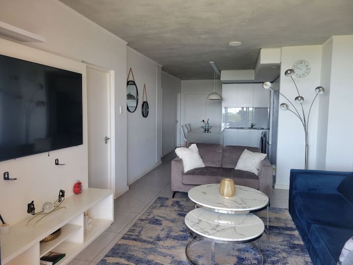 Lux Seaview Getaway Coral Point - Mount Moreland