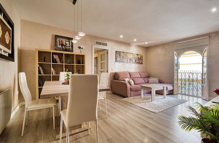 Amplio Apartamento Con Parking Centro Histórico - Seville