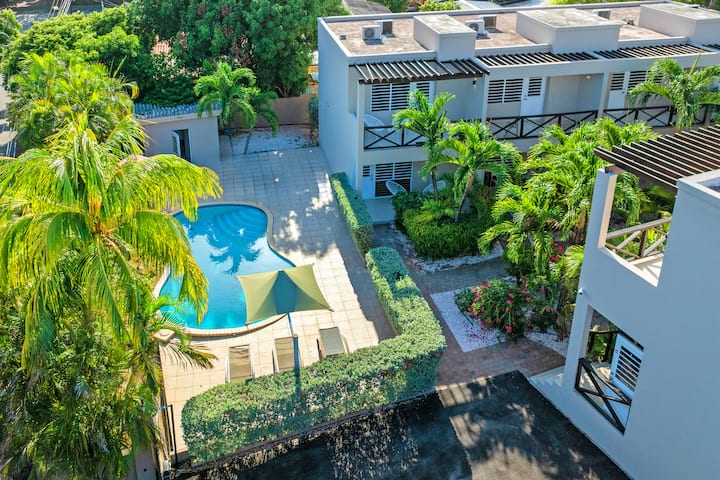 Salina Abou Apartment Central Location With Pool - Curaçao