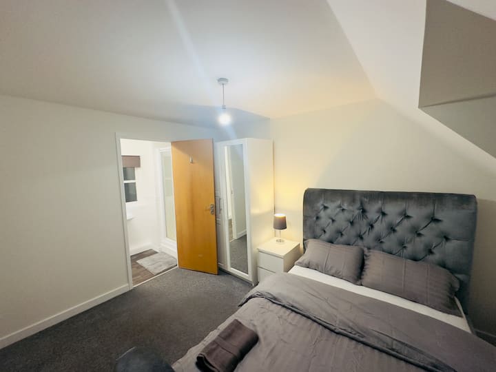 Beautiful Double Ensuite Room In Serene House - Woodbridge