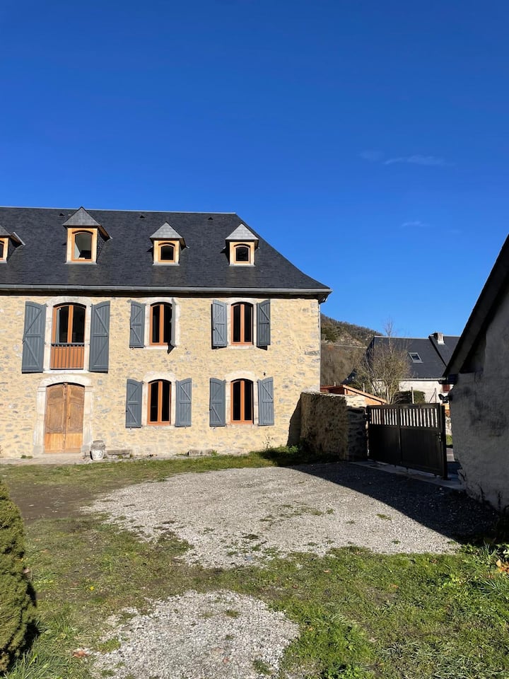 Superbe Gîte Avec Jardin Proche St Lary 8/15pers - Hautes-Pyrénées