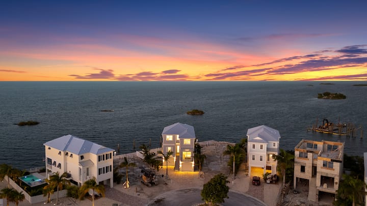 Marathon Key Escape | Pool • Dock • Ocean Views - Marathon, FL