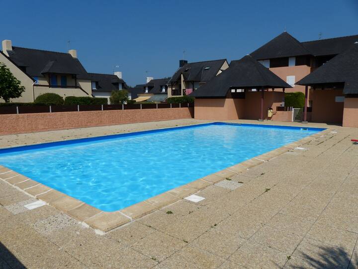 Maison Avec Piscine Ds Résidence Proche Des Dunes - Belz