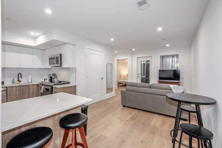 #3 Capitol Hill Apartment - 3 Min Walk To Metro! - Washington, D.C.