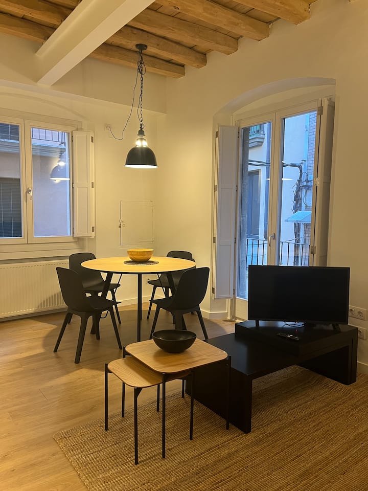 Apartaments Aptur Vic 1 - Vic