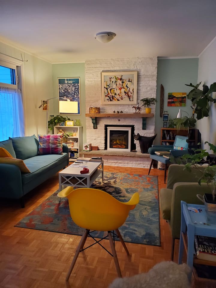 Garden Apt Close To Downtown & Skiing - Barrie