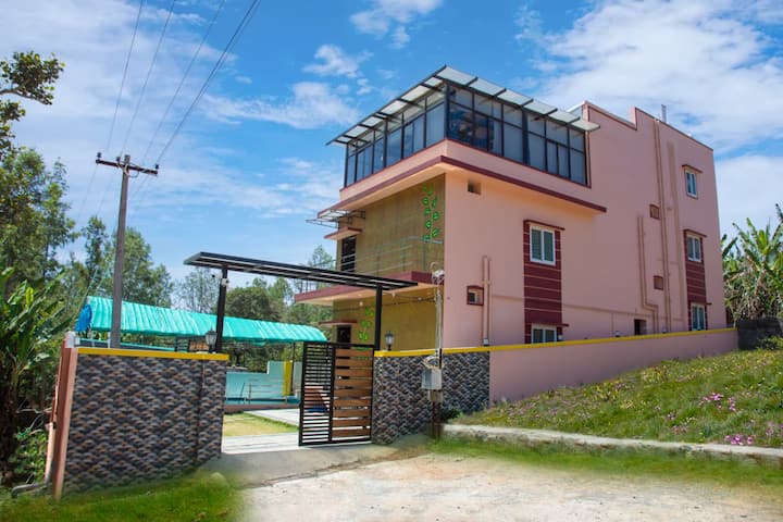 4bhk With Private Pool - Yercaud