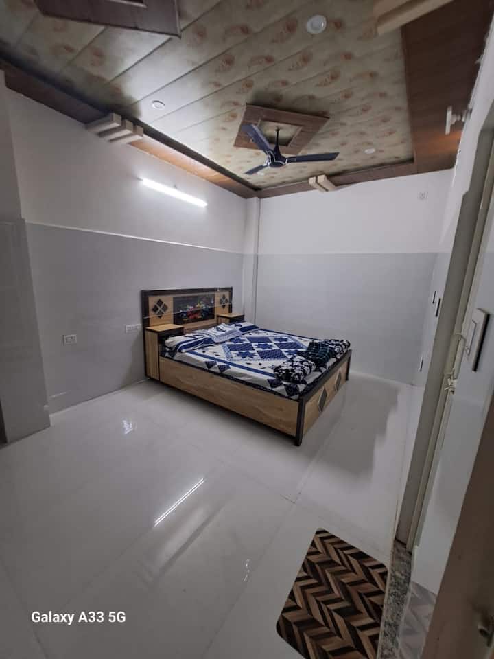 Best Private Stay - Vrindavan