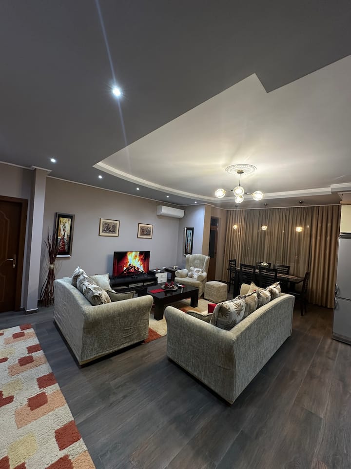 Apartment At The City Center - Vlorë