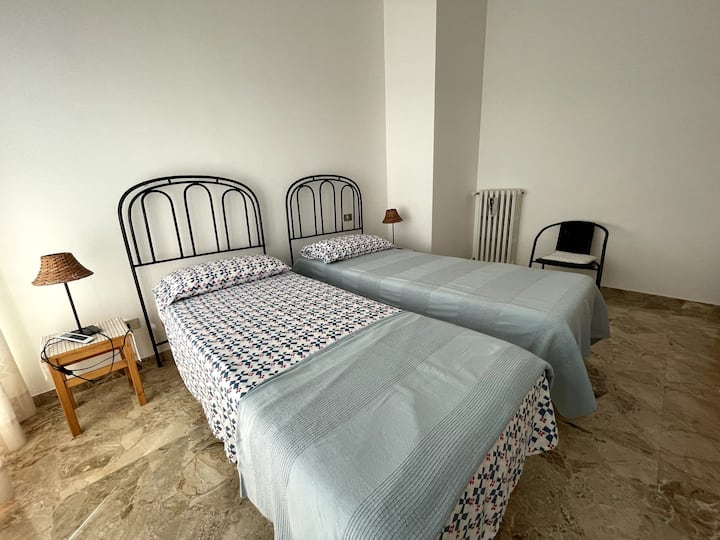 Apartment In City Centre With Elevator - Putignano