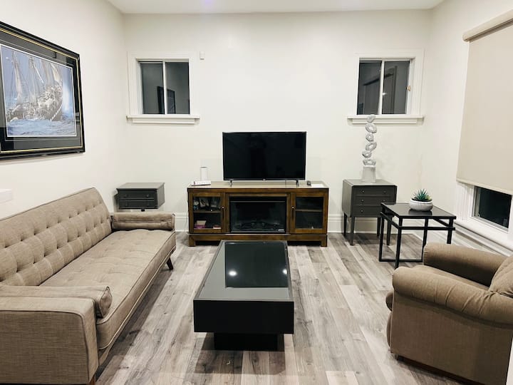 Charming 3-bedroom Retreat Falls - Niagara Falls