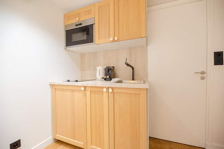 Modern Studio In Saint-germain, Near Notre Dame - Paris