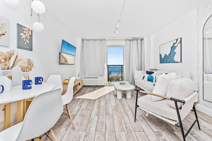 Boardwalk Oceanfront 1br Suite | Family Friendly - Myrtle Beach