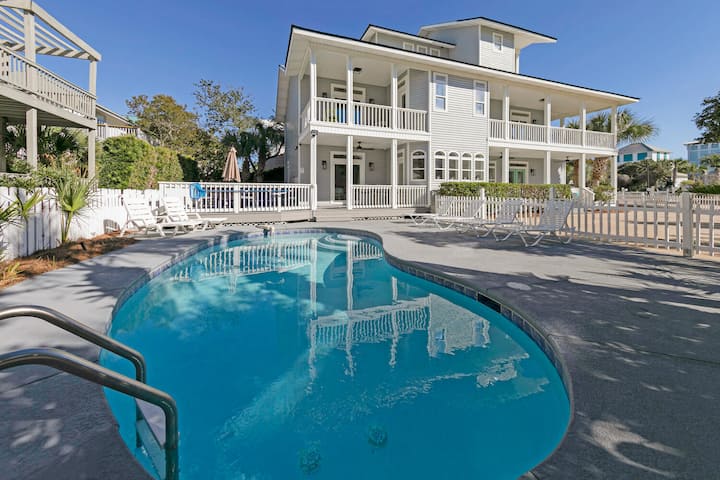 Fall Discounts -Private Pool - Walk To Beach - Destin, FL