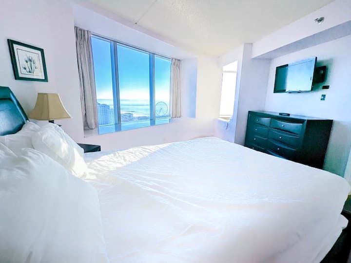 Boardwalk Bliss: 2br Oceanfront! - Atlantic City, NJ