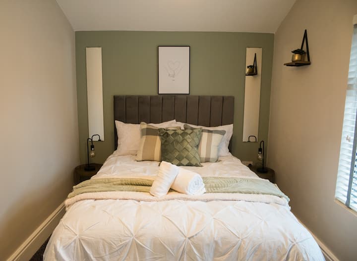 1 Bedroom Apartment, Sleeps Upto 4 . Close 2 Tower - Blackpool