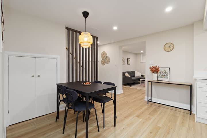 Basement Unit - Fully Renovated Beautiful Stay - Oakville