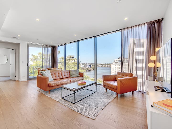 Lovely 2 Bedroom Executive Apartment - Brisbane
