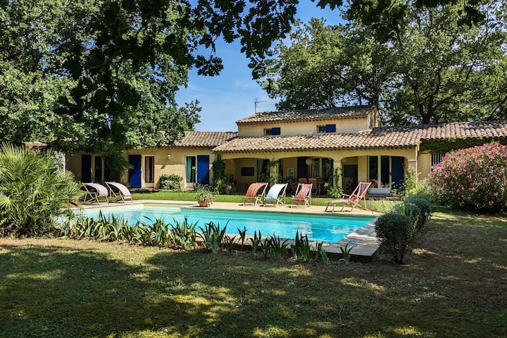 Villa, Piscine Et Forêt De Chênes. 3 éToiles - Salon-de-Provence