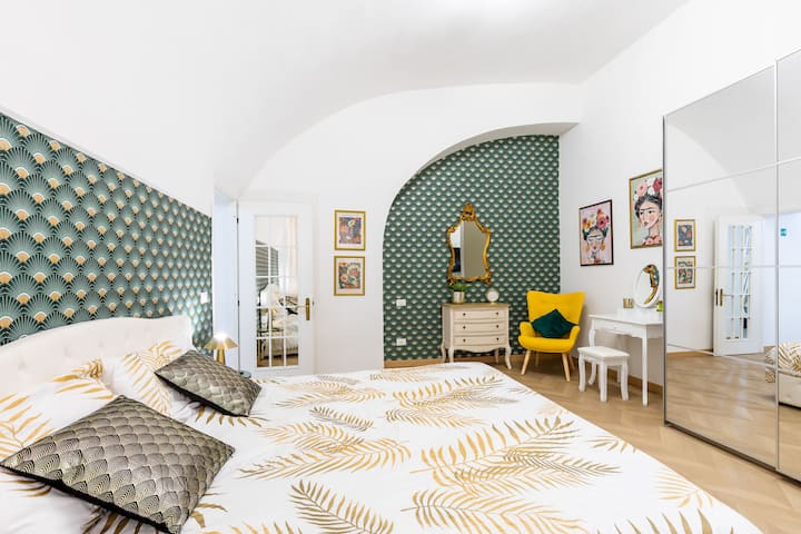 Colosseum Boutique [6 Min To Colosseo] [Netflix] - Roma