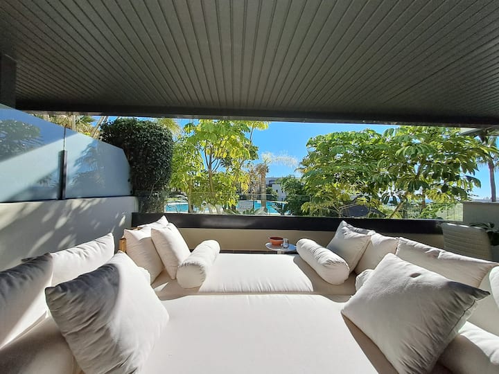 Noctua Flamingos 027 - Benahavís