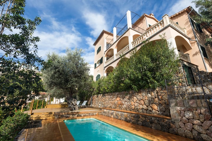 Amazing, 5 Bedroom W/ac & Pool In Port De Soller - Sóller