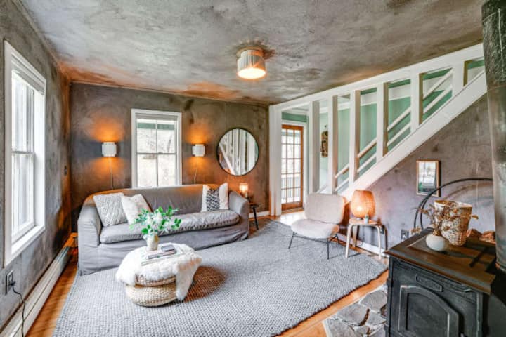 Secluded Waterfront Farmhouse W/ Sauna & Fireplace - Livingston Manor, NY
