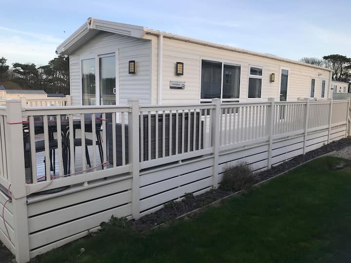 Luxury 2 Bed Holiday Home - Lulworth Cove