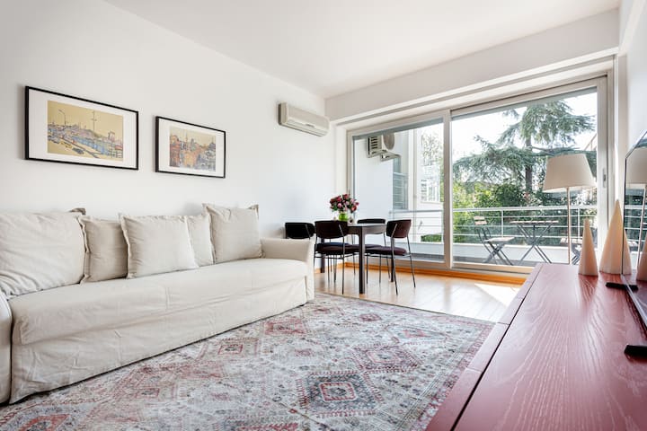 2br W. Balcony In Cihangir (S3) - Istanbul