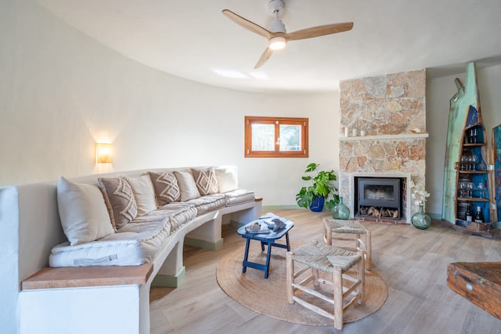 Casa Tuna - The Beach House - Cala Llombards