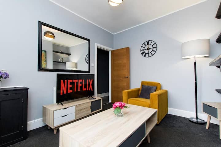 5 Bedroom House Near Nottingham City Centre - Nottingham