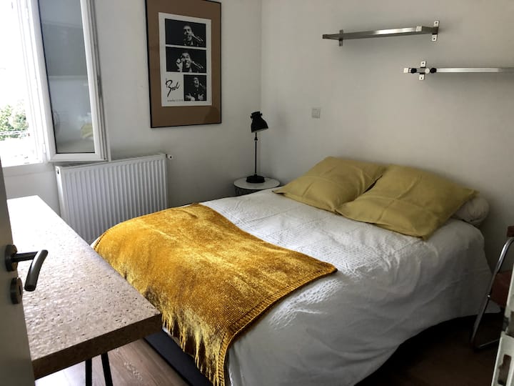 Chambre Dans Maison Cosy - Bordeaux