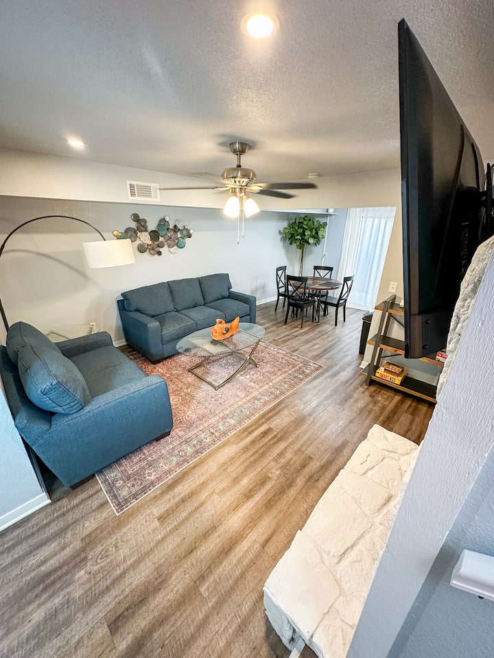 New Nw Okc Near Chisholm Crk - Fast Wifi - - Oklahoma City