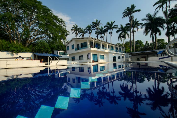 Finca De Veraneo La Josefina - Villeta